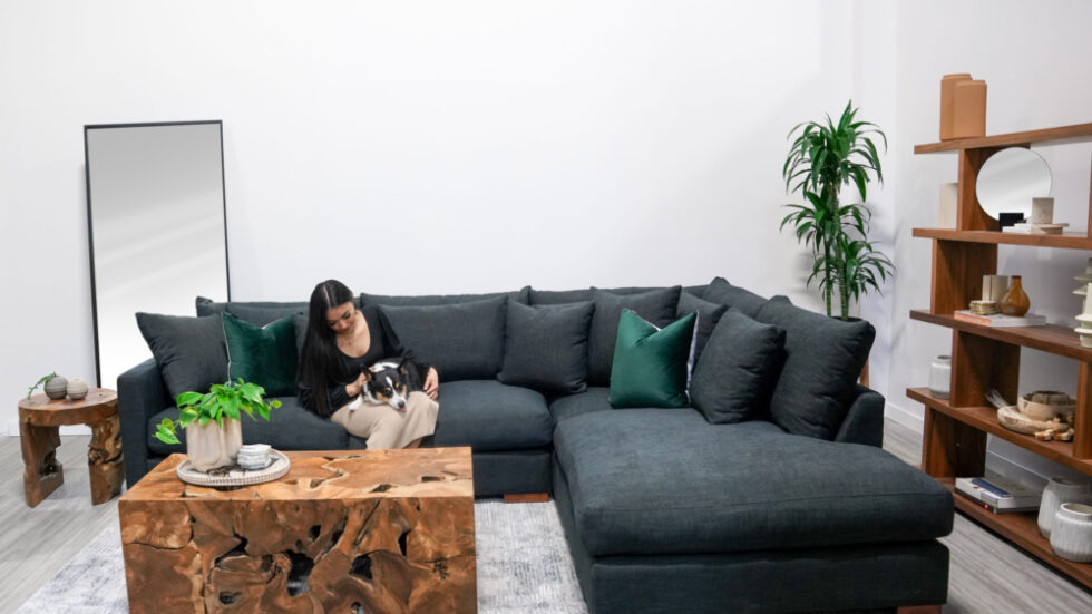Arranging Your Living Room Furniture for Entertaining